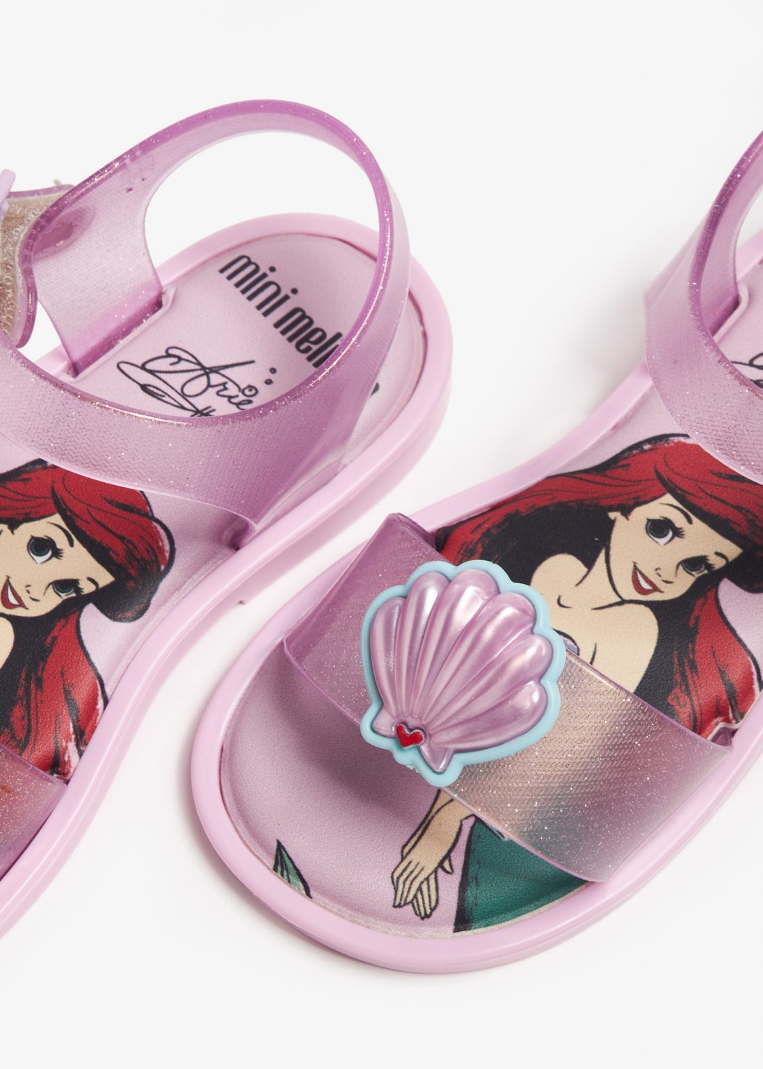 5 Must-Have Stylish & Comfy Sandals Season Picks For Your Little ...