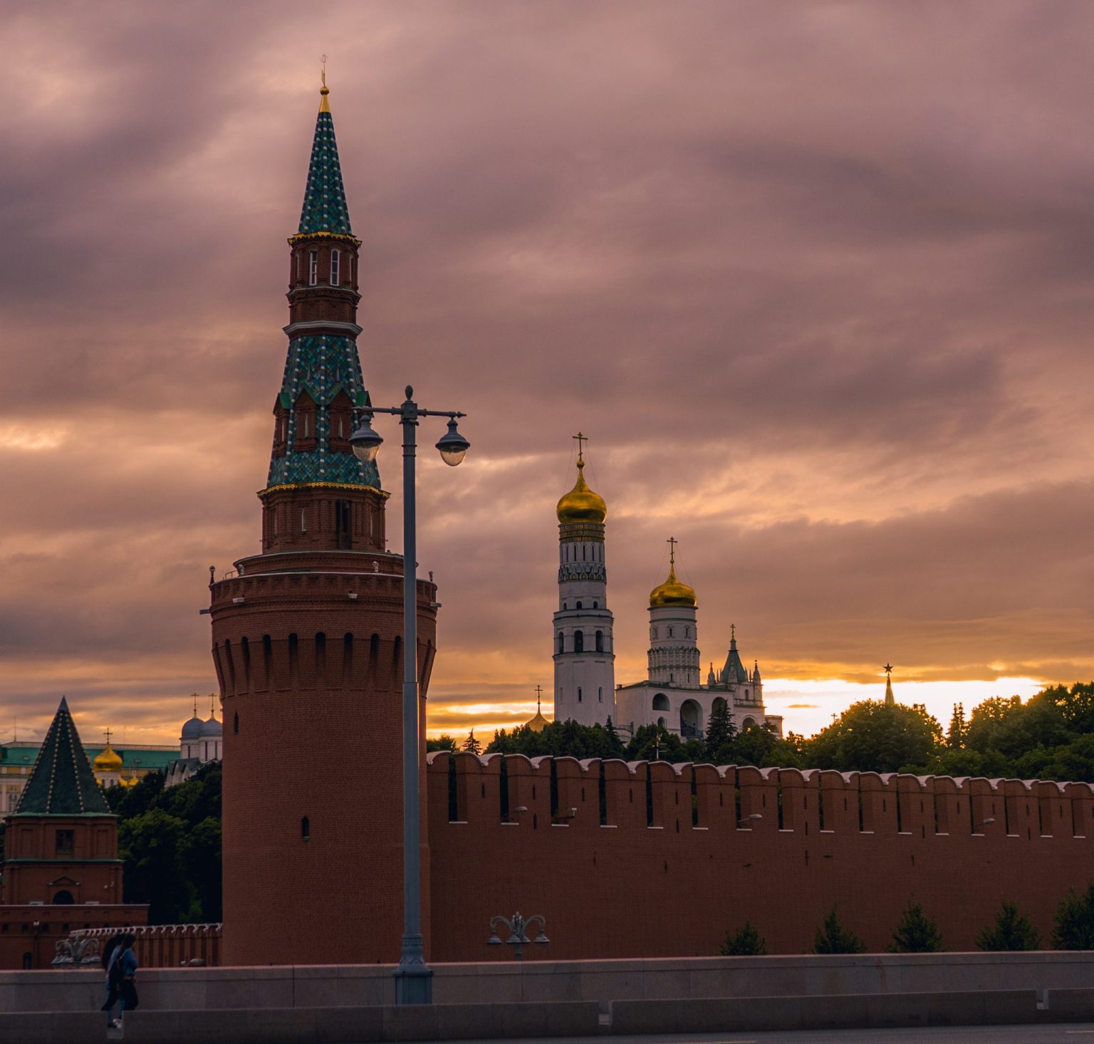 LOVIN TRAVELS: Why Moscow Needs To Be On Your Bucket List