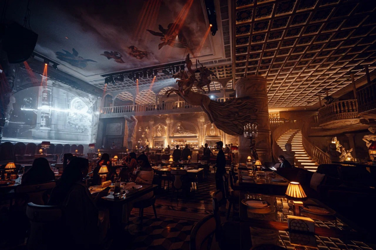 A Dazzling New Troy-Themed Restaurant Opens Up In Dubai!