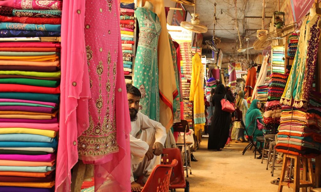 The Best Shopping Destinations in Karachi for Every Budget - Lovin Karachi