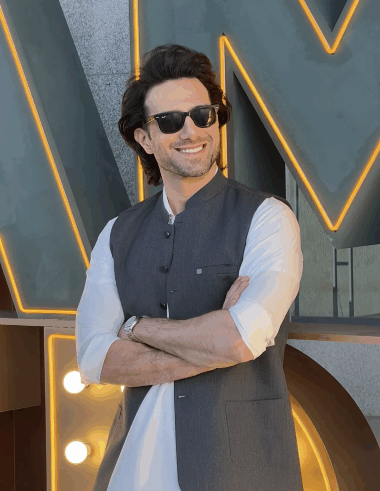 Emmad Irfani Unpacks Old Stories and Jami’s Red Flags - Lovin Karachi