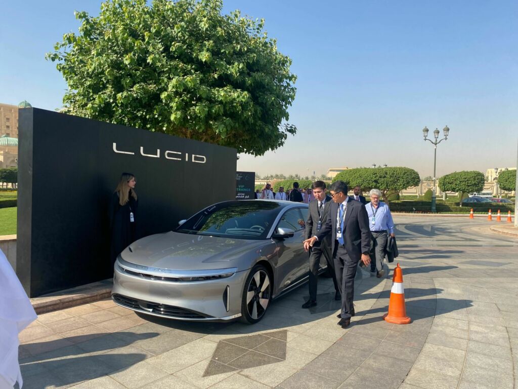 People Reacted With Utmost Excitement To Lucid Motors' New Riyadh Studio